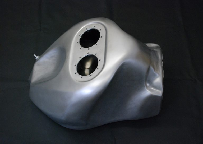 2017-2020 Suzuki GSX-R1000 24L Aluminum fuel tank | BEATER-JAPAN ...